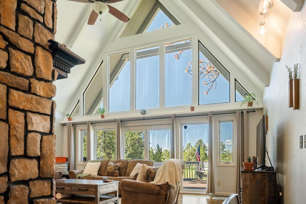 Modern A-Frame Hot Tub Views, Larkspur (updated prices 2025)