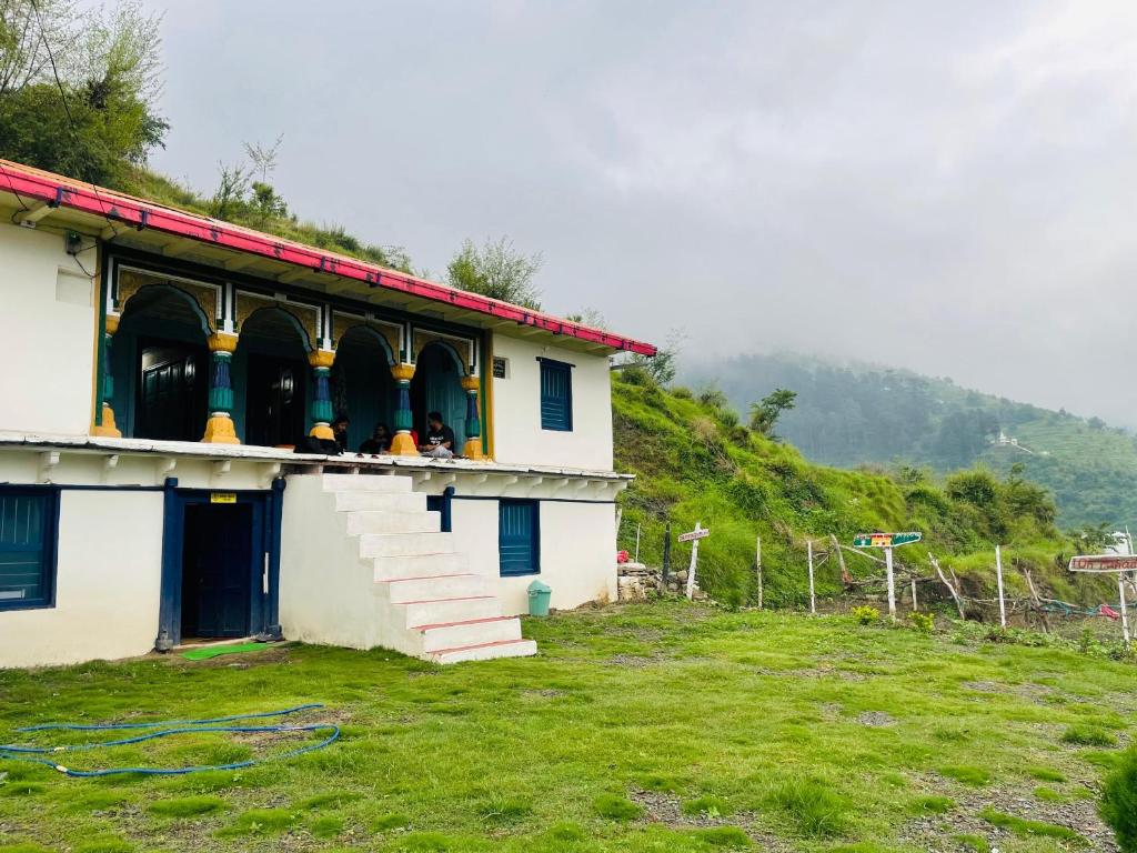 Deodar Village Homestay Devalsari, Mussoorie (updated prices 2026)