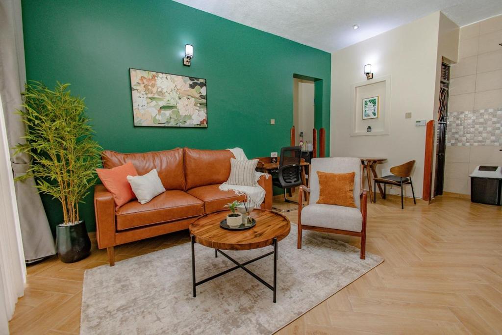 Eclectic 1BR in Ntinda with fast WiFi, plush queen bed & is WFH ...