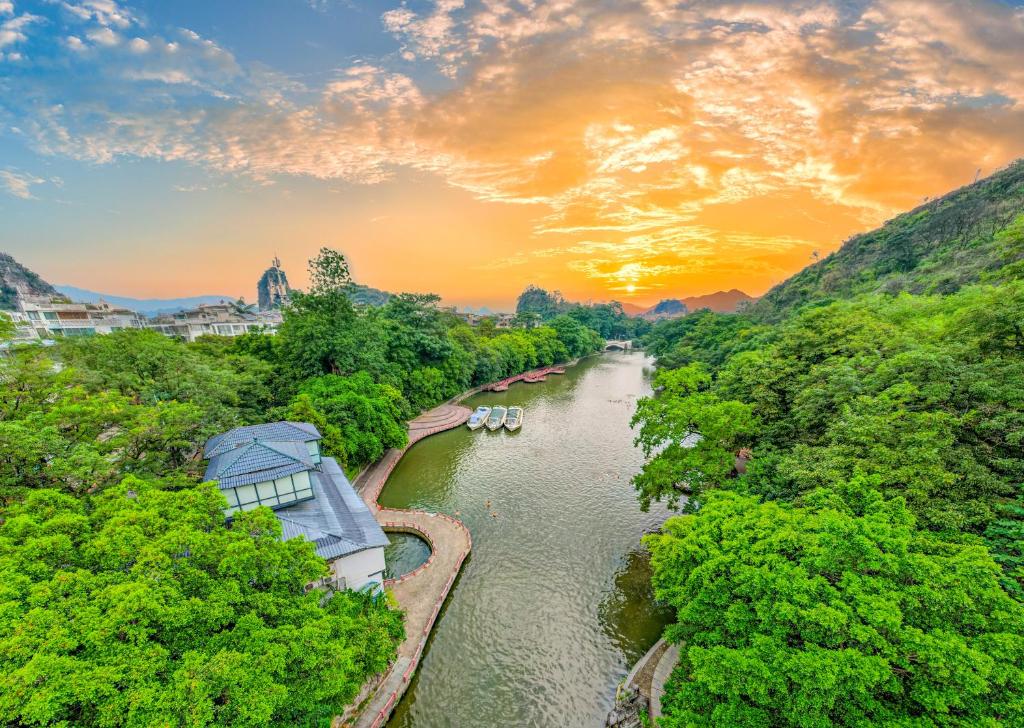 Guilin Osmanthus Lakeside Tea House, Guilin (updated prices 2026)