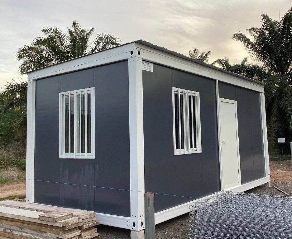 Roomstay Container Kg Sungai Bioh, Batu Pahat (updated prices 2026)