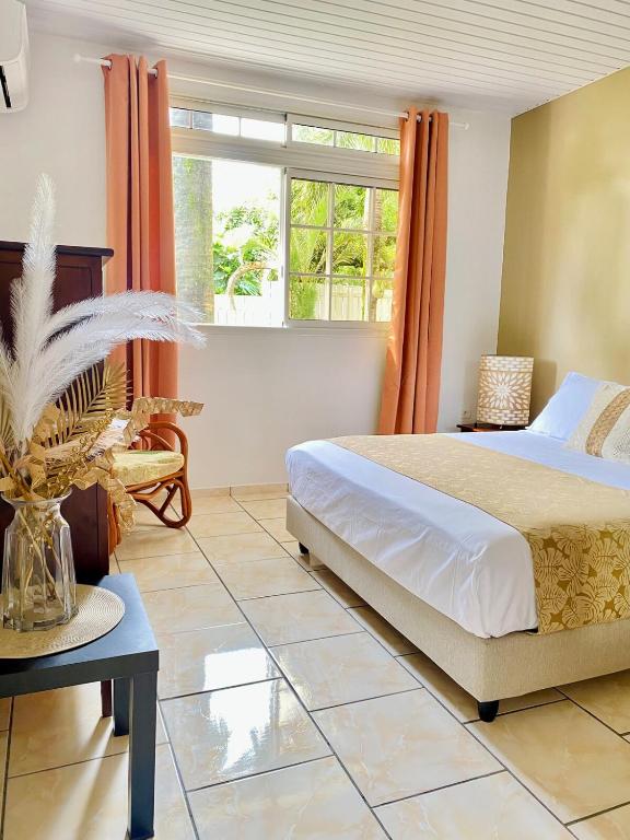 Villa Ahui Tautira with private lagoon access, Vaitona (nove cijene za ...