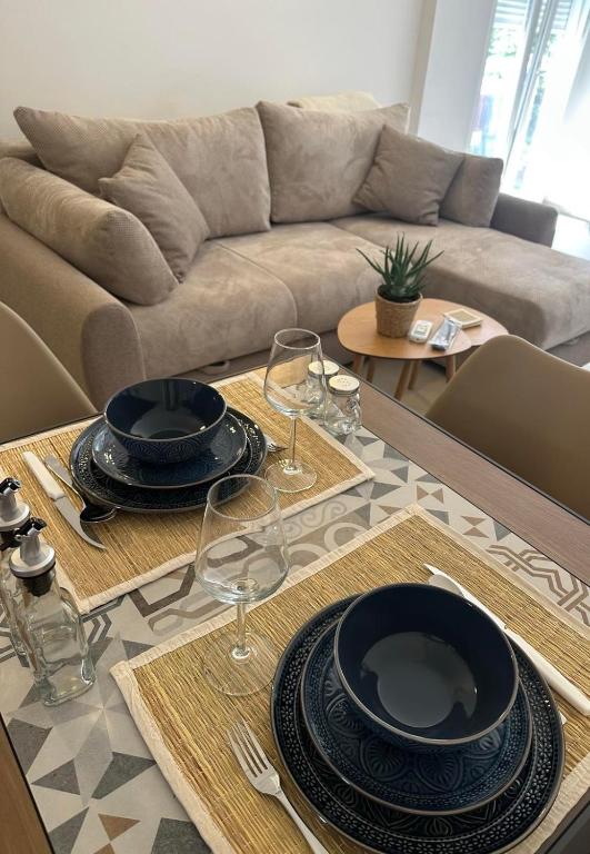 Tara, Bar (updated prices 2026)