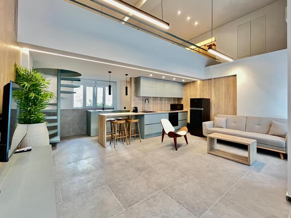 Loft in Pagkrati, Athens (updated prices 2026)