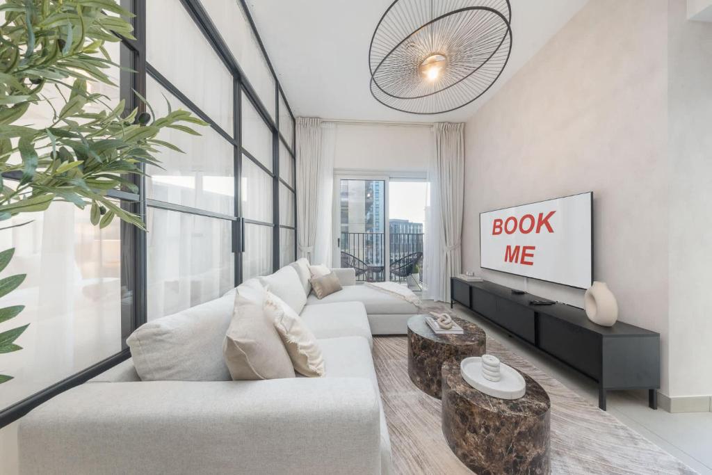 Modern Unit Sleeps 6 in Dubai Hills with Pool, Dubai (updated prices 2025)