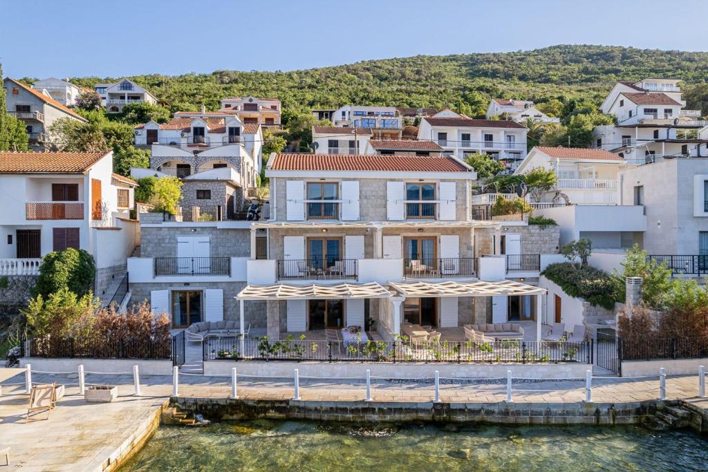 Villa Syora, Крашичи (актуальные цены 2025 года)