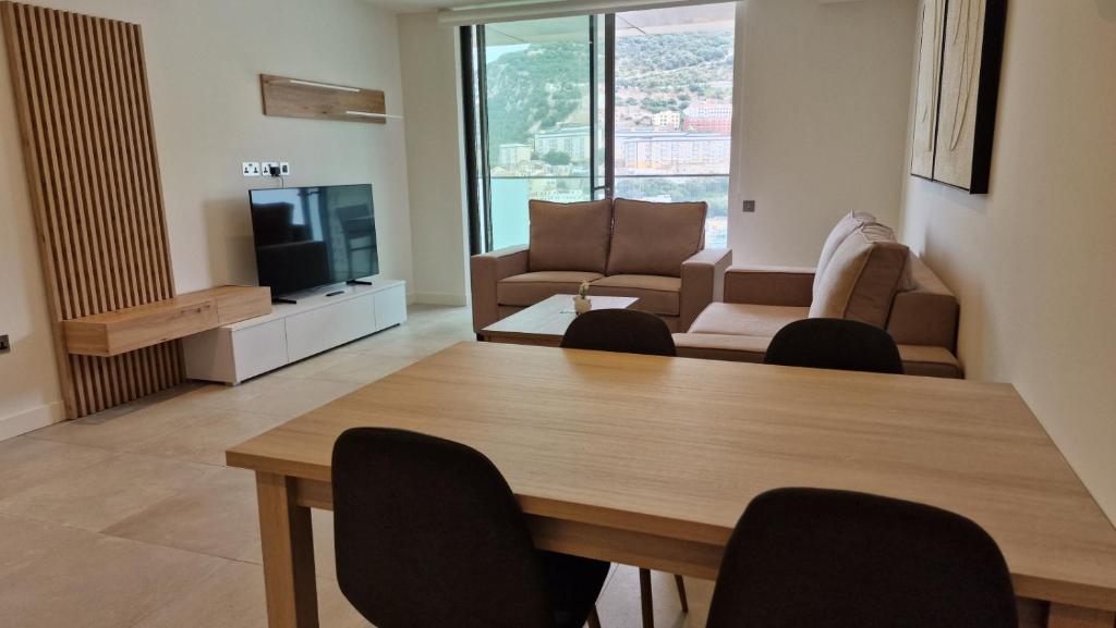 Pool, views and Relaxation, Gibraltar (updated prices 2026)