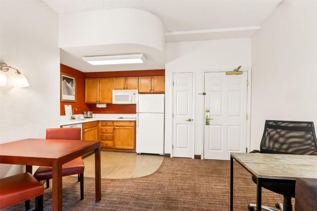 Sonesta ES Suites Phoenix Goodyear, Goodyear (updated prices 2025)