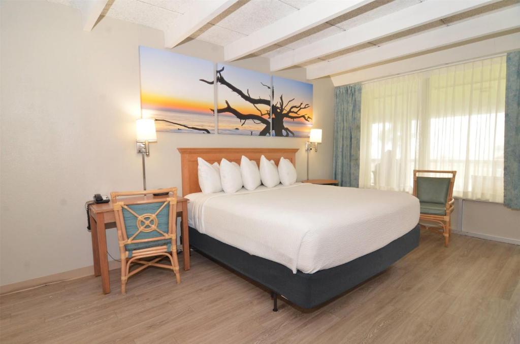 Days Inn & Suites by Wyndham Jekyll Island, Jekyll Island (updated ...