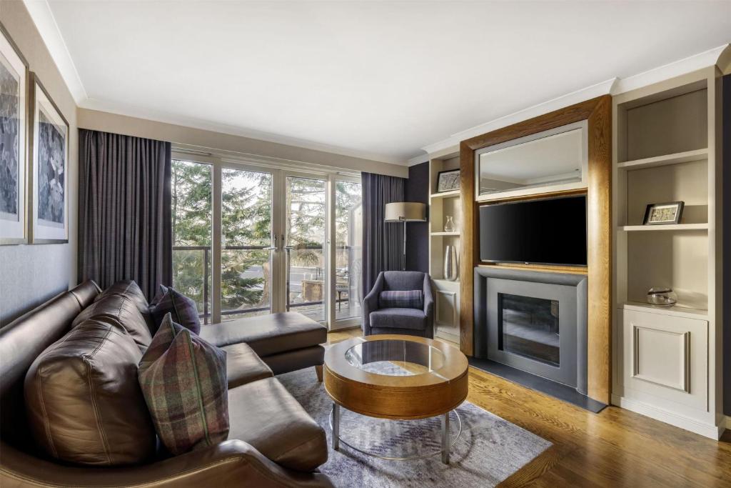 Hilton Grand Vacations Club Craigendarroch Suites Scotland, Ballater ...