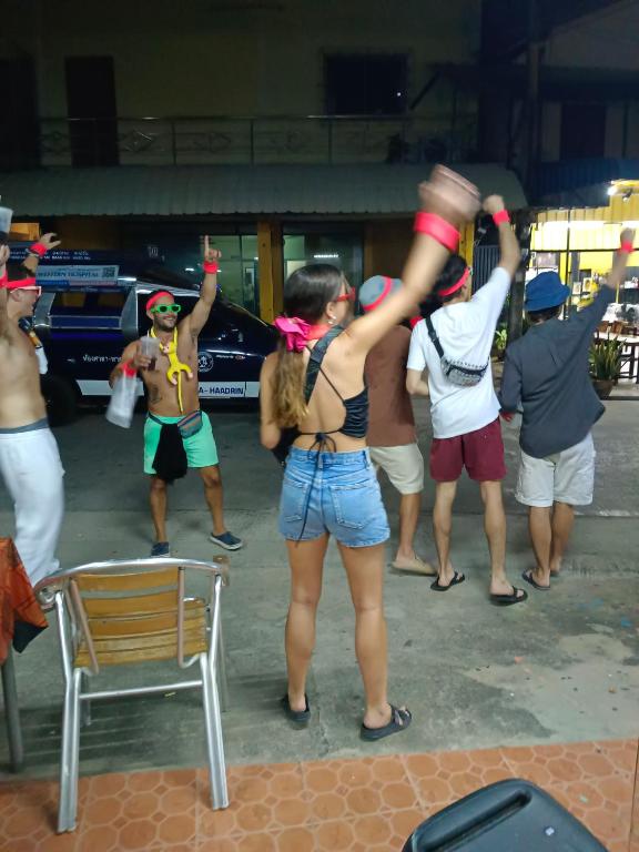 Haadrin Village near the pier, Haad Rin (preços atualizados para 2025)