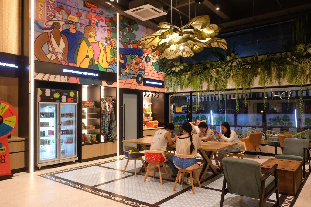 Lub d Bangkok Chinatown - Steps from Sam Yod MRT Station กรุงเทพมหานคร ...