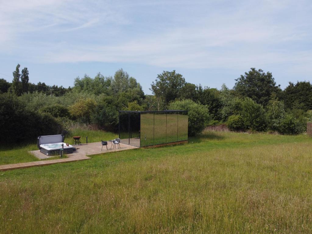 Mirror Houses Pound Farm - Meadow OOD, Saxmundham (updated prices 2026)