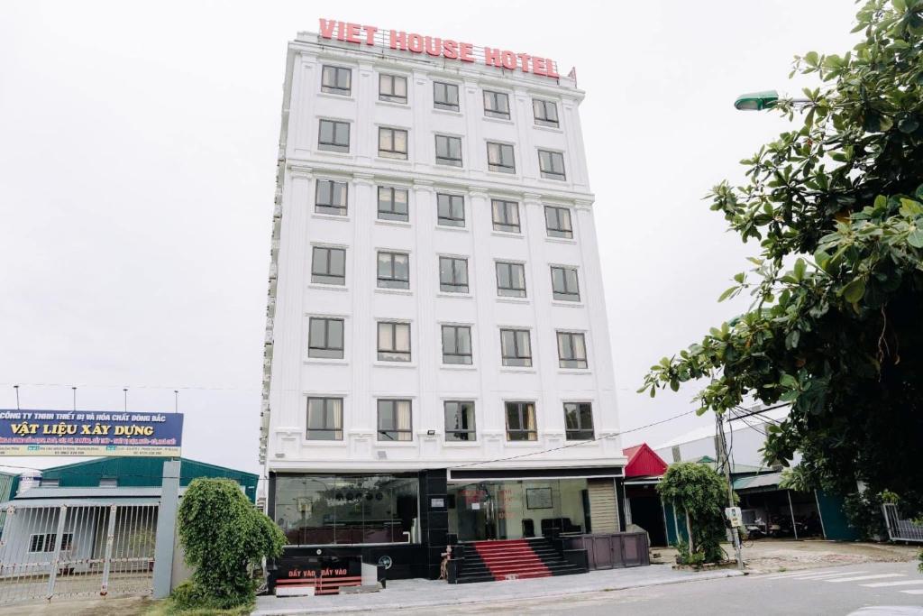 VIETHOUSE HA LONG Hotel, Ha Long (updated prices 2026)