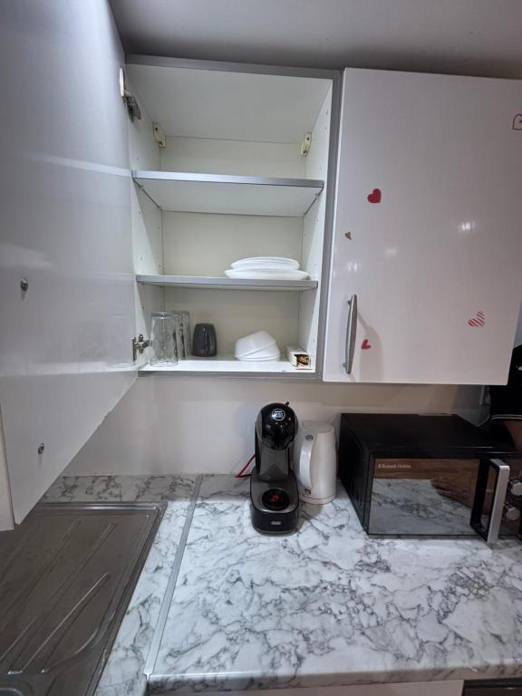 47a 2bedroom harrow central, Harrow (updated prices 2026)