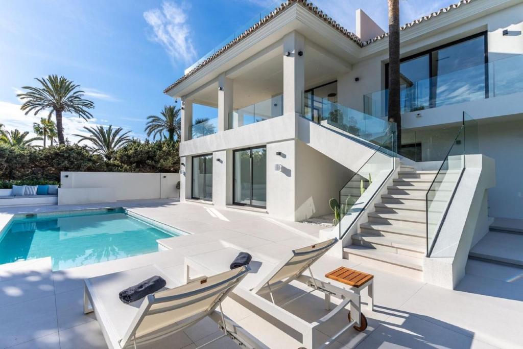 Villa with Panoramic Sea Views in Marbesa, Marbella (updated prices 2025)