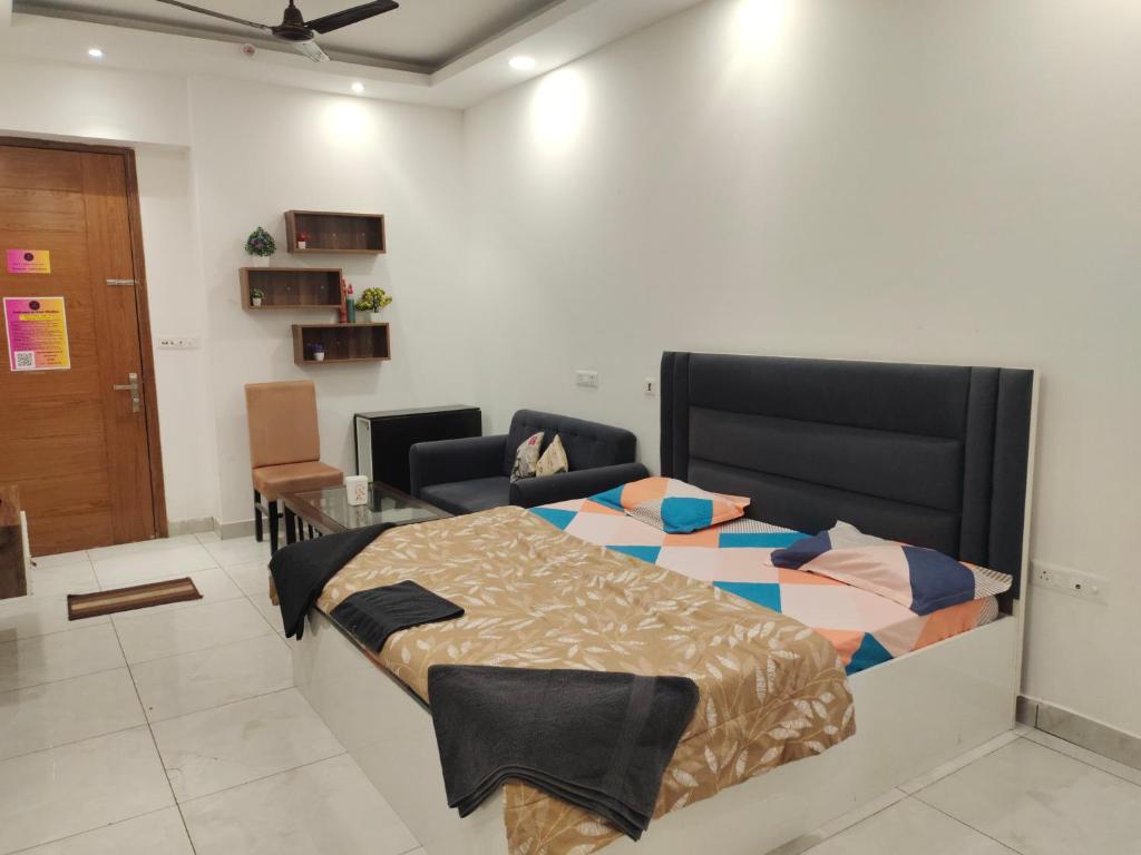 Star Studios 3 Indipendent studio Appartment, Noida (precios ...