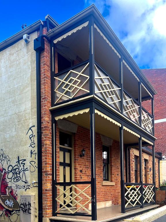 Inner City Executive Living, Hobart (updated prices 2026)