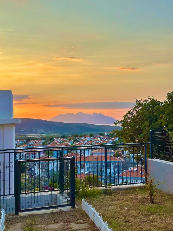 Green Roof Villa - Sea View & Large Garden, Gökçeada (aktualne ceny na ...