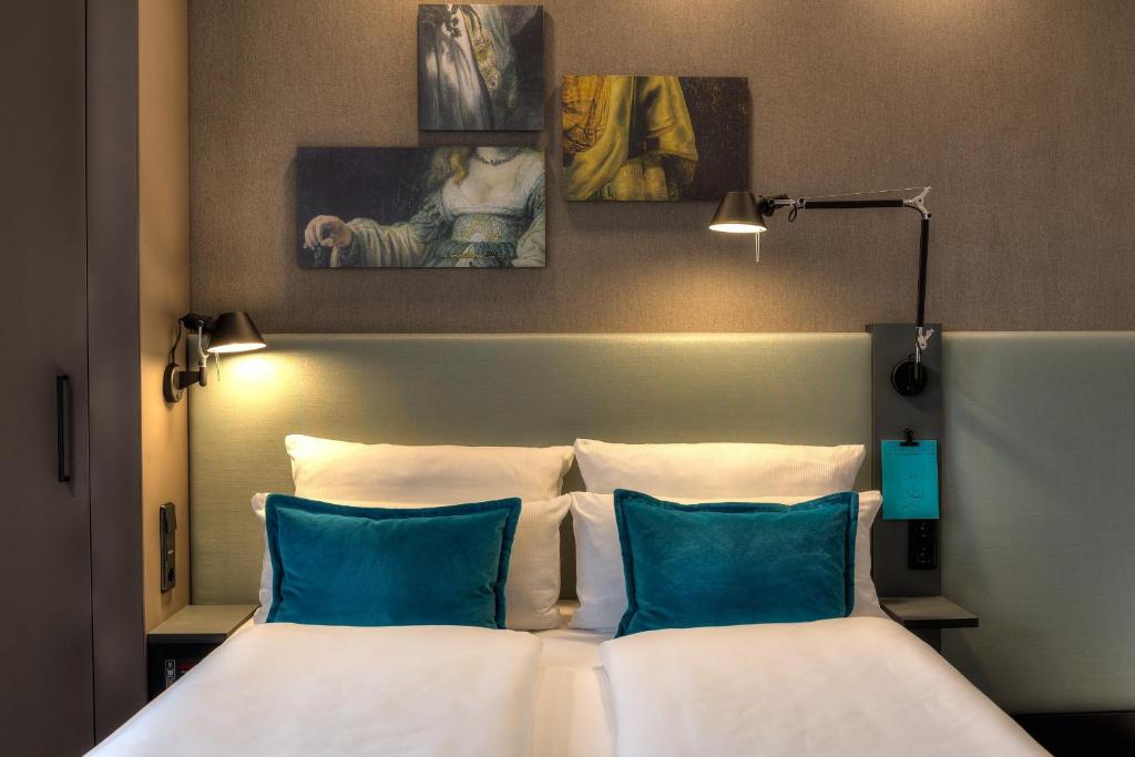 Motel One Amsterdam-Waterlooplein, Amsterdam (updated prices 2025)