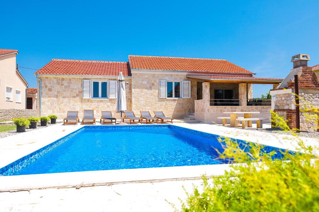 Villa Stone House with Pool, Nin (bijgewerkte prijzen 2026)
