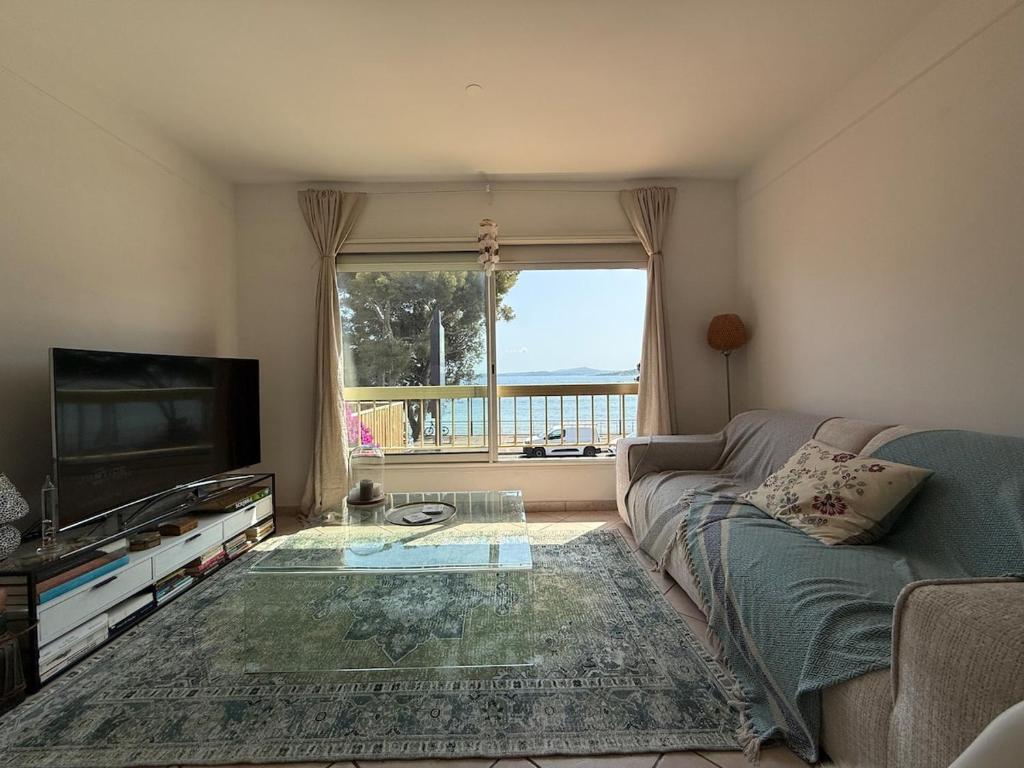 Bright house sea view, Mediterranean charm les issambres, Roquebrune ...