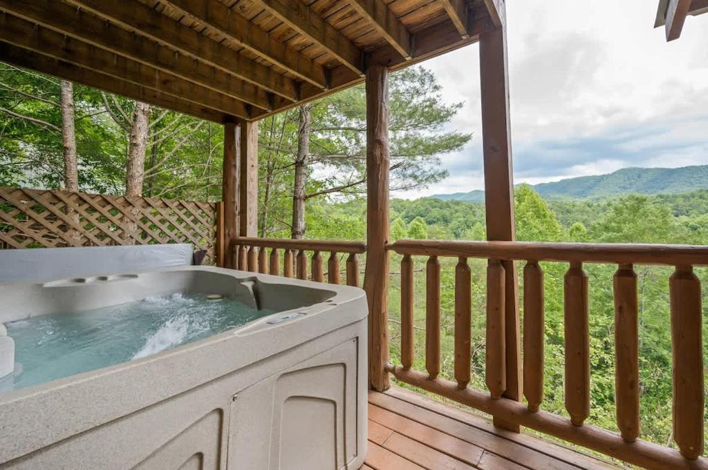 View Private Log Cabin Fireplace Hot tub RELAX, Sevierville (updated ...