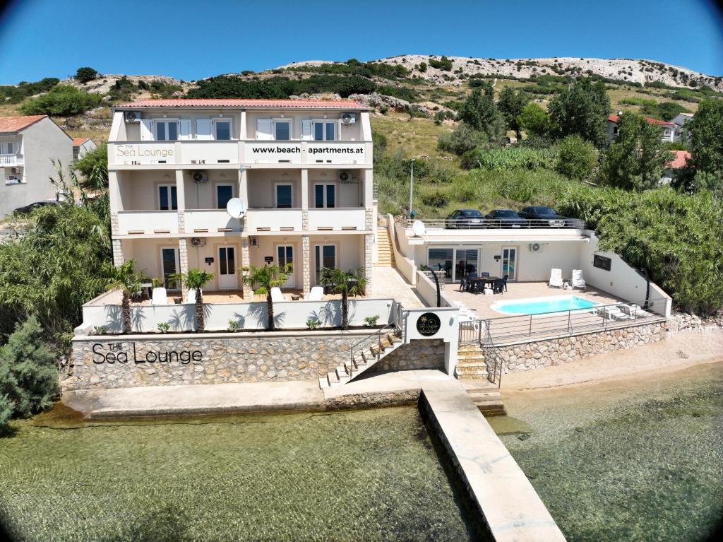 Beach Apartments, Metajna (updated prices 2026)