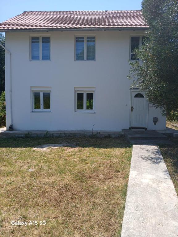 Radovici Family House, Tivat (updated prices 2025)