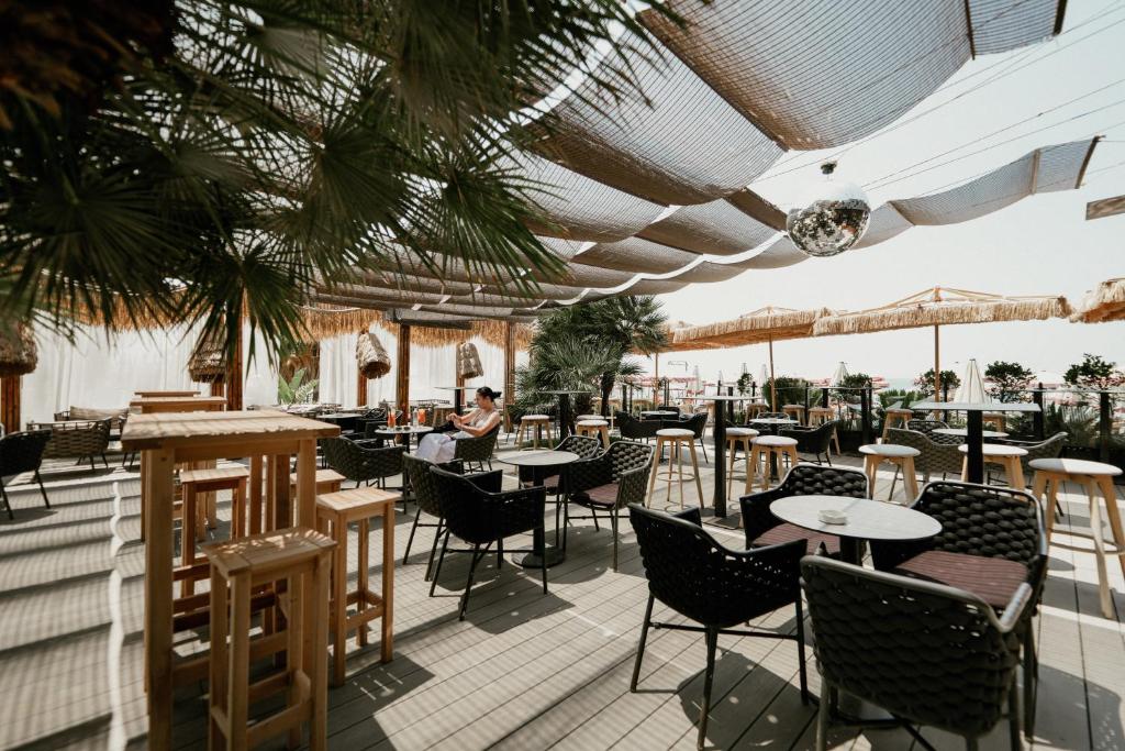Flower Hotels & Resorts, Golem (updated prices 2025)