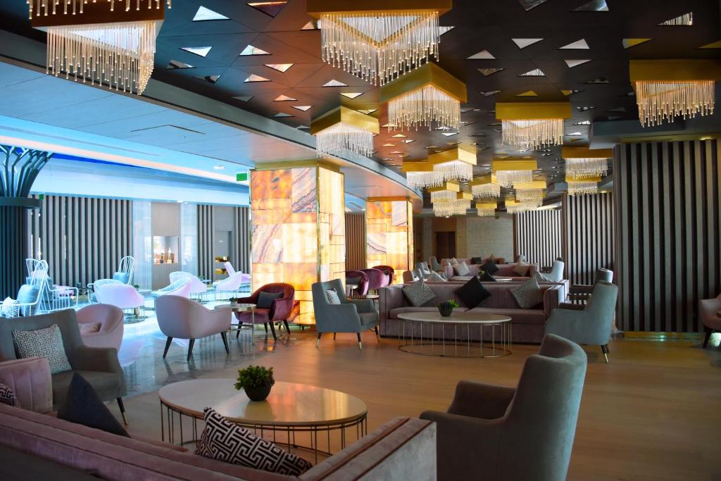 Royal Wings Hotel, Lara (updated prices 2025)