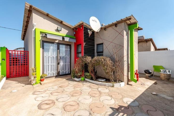 Monoshez, Benoni (updated prices 2025)