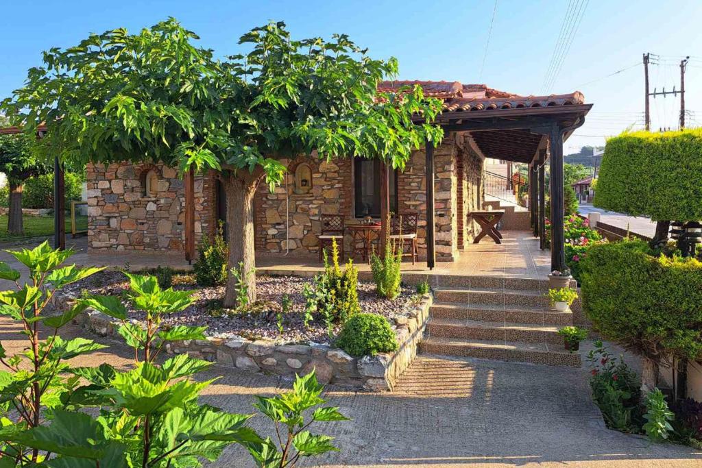Village Stone House, Ofrynio (tarifs actualisés, 2025)