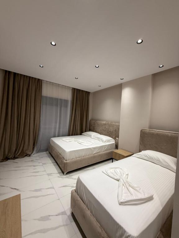 Azure Waves, Vlorë (precios actualizados 2025)