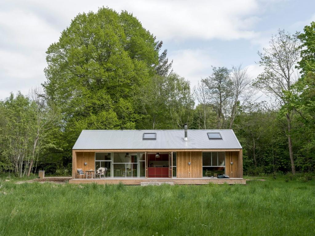 Architect-Designed Forest House By Lake Arresø, Frederiksværk (updated ...