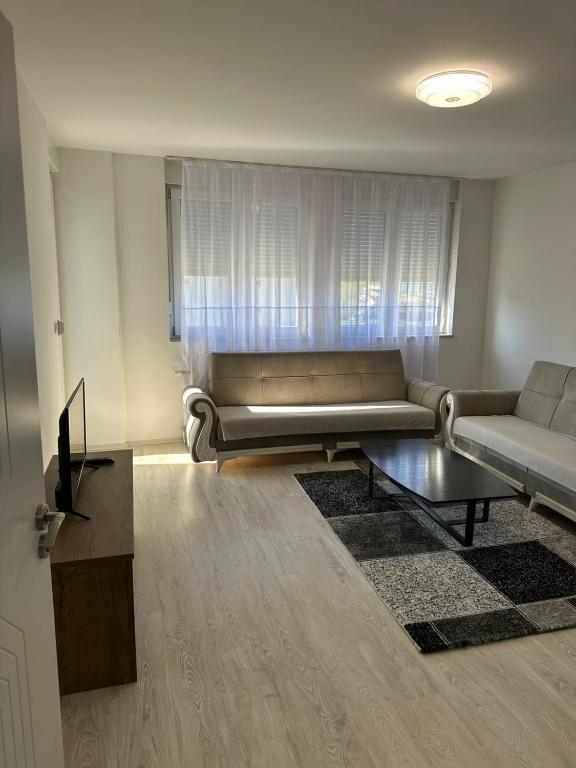 Bini Apartments, Kosovo Polje (aktualne ceny na rok 2025)