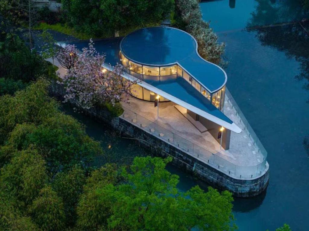 Chengdu Flowing Strings peninsula boutique hotel-Near the Sichuan ...