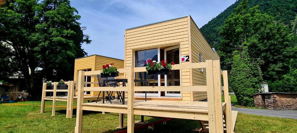 Tiny House Pop-Up Hotel Des Alpes Interlaken II, Інтерлакен (оновлені ...