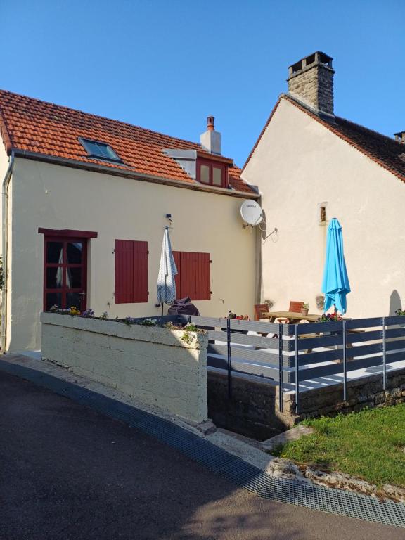 La Belle Echappée, Éguilly (updated prices 2025)