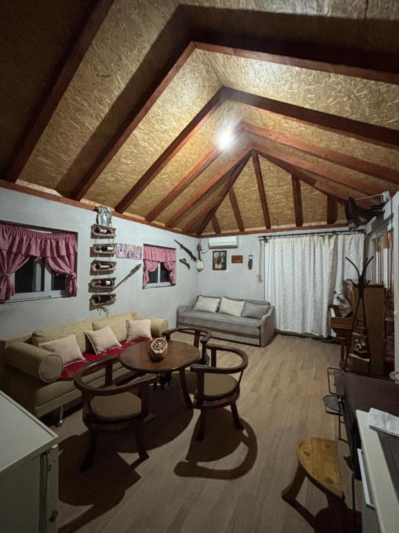 Old house7, Bar (aktualisierte Preise für 2025)