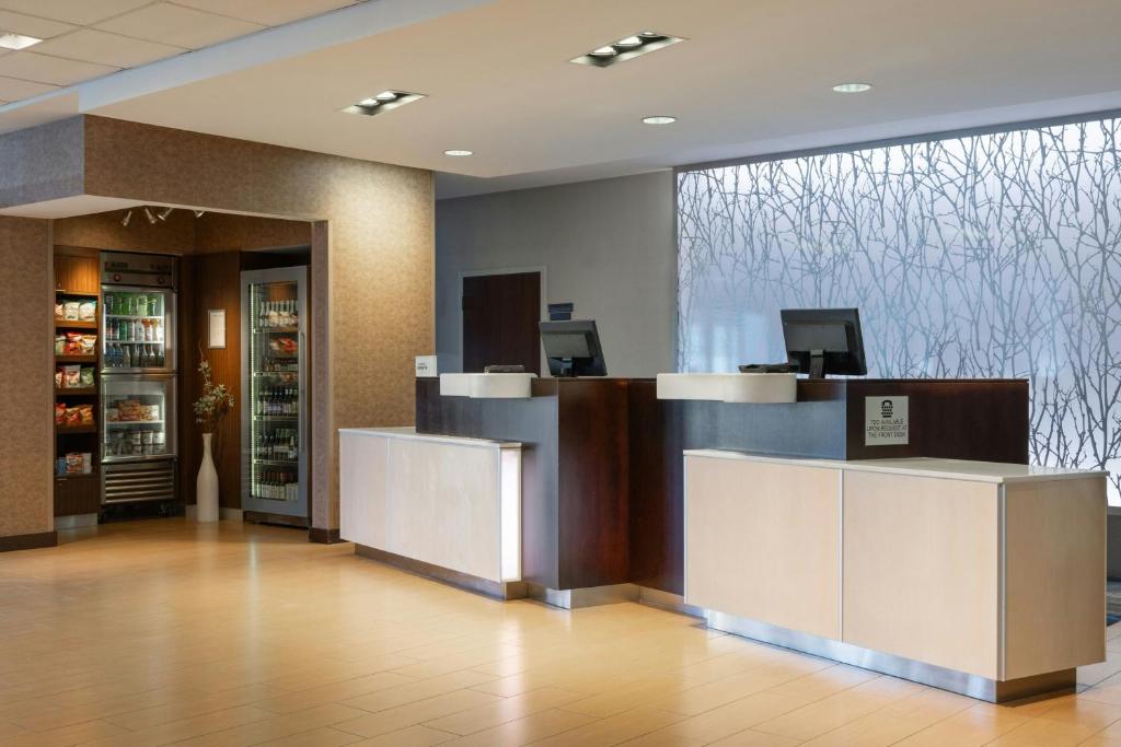 Fairfield Inn & Suites by Marriott Springfield Northampton/Amherst ...