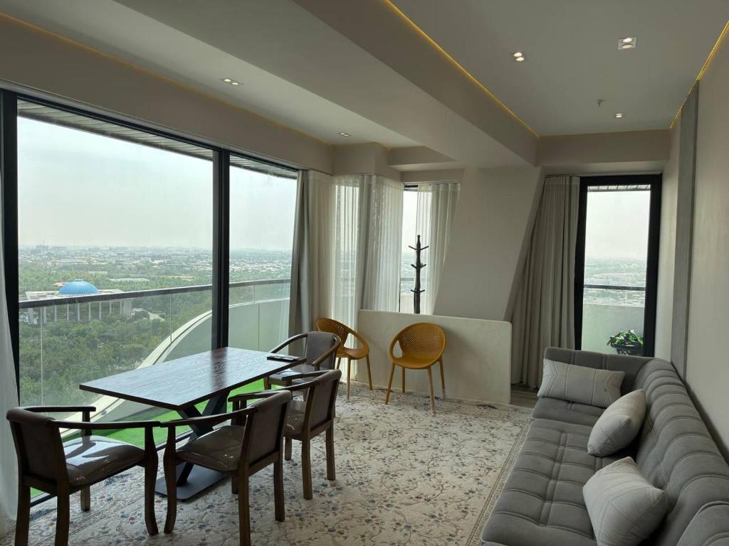 25th floor SkyView Tashkent city and Magic city, Ташкент (актуальные цены 2025 года)