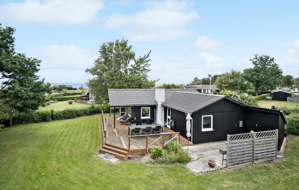 3 Bedroom Nice Home In Brenderup Fyn, Skovs-Højrup (aktualisierte ...