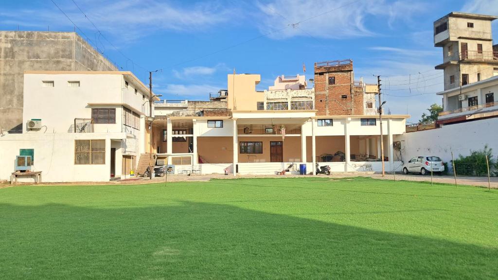 LD Guest House, Ayodhya, Ayodhya (updated prices 2025)