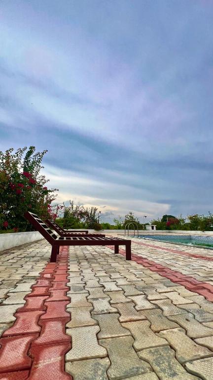 Dhundhleshwar resort Near Narayan pur dam basoli road D148 Bundi ...