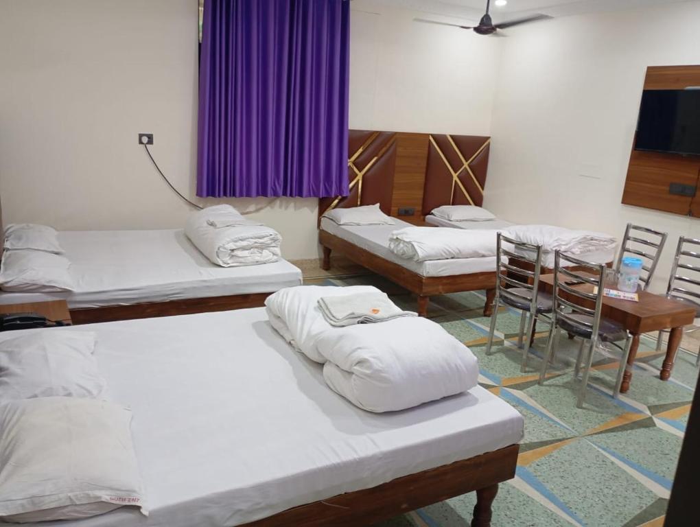 Hotel Soni Deluxe Family Stay Paharganj, Nueva Delhi (precios ...