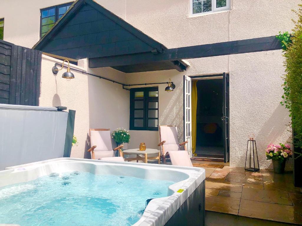 Lemon Cottage, Bickington (updated prices 2026)