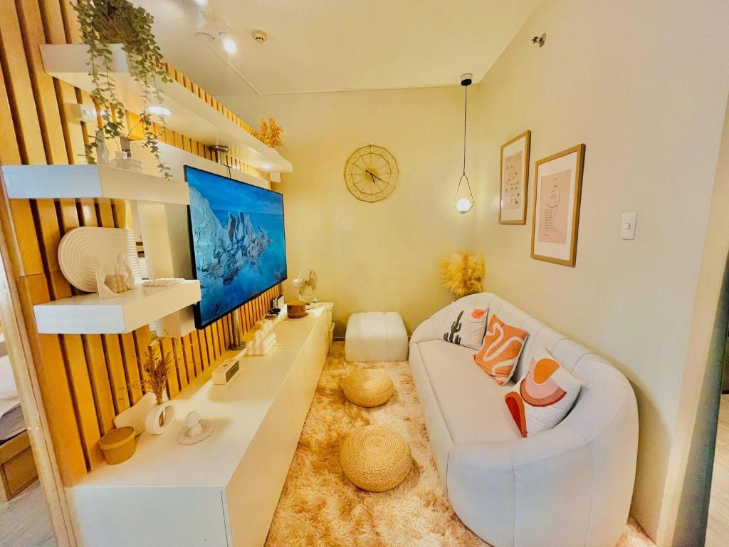 Room in Condo - Charm Soleil Staycation- Cozy and Aesthetic escape in ...