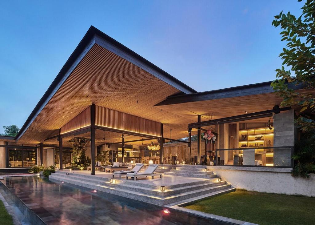 Incredible 5BR Exclusive Designer Villa in Berawa, Canggu (updated prices 2025)