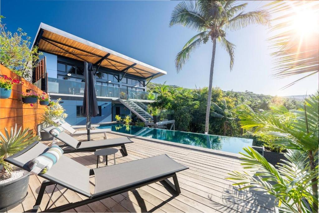 Studio Pitaya - Vue mer et piscine partagée، Les Avirons (أسعار محدثة لعام 2025)